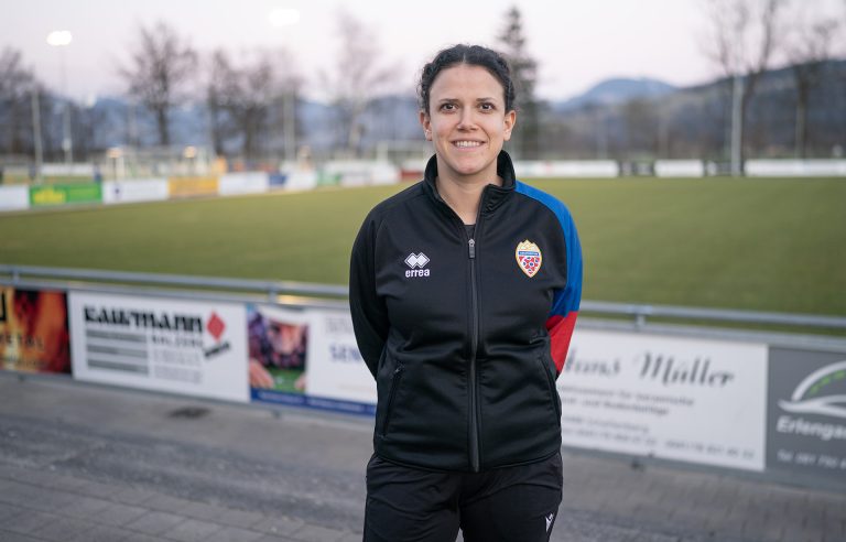 Eva Fasel vor dem ersten WM-Quali-Spiel der Frauen-Nationalmannschaft ...